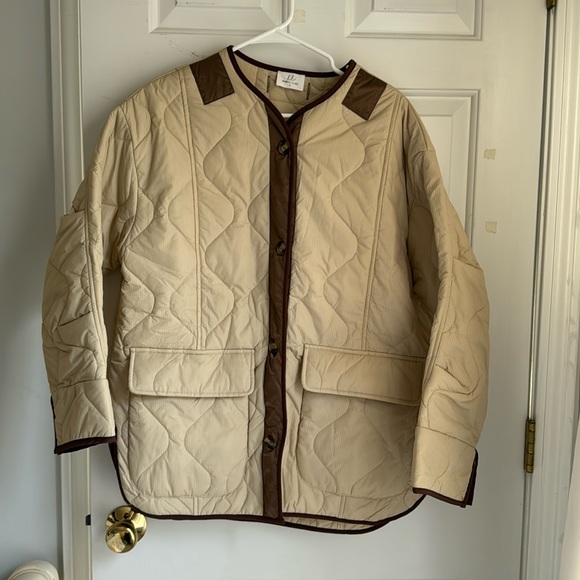 bobbles and lace | Jackets & Coats | Womens Puffer Jacket | Poshmark
